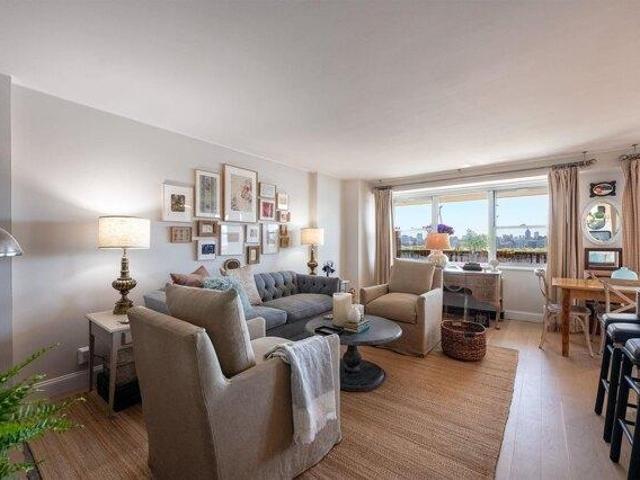 condo with 1 bedroom, West New York NJ DLS102212768