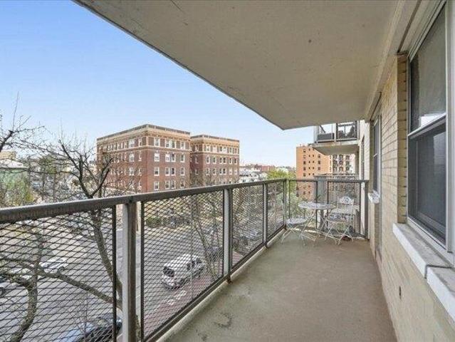 condo with 1 bedroom, West New York NJ DS104148947