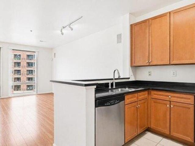 condo with 1 bedroom, West New York NJ DS104441317