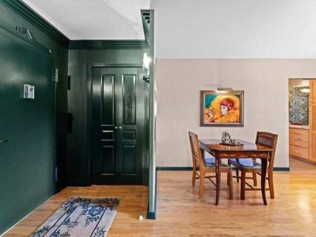 condo with 1 bedroom, West New York NJ DS102258058
