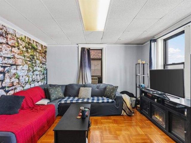 condo with 1 bedroom, West New York NJ DS102778623