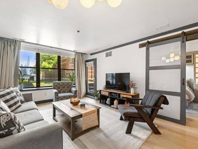 condo with 1 bedroom, West New York NJ ES104189219