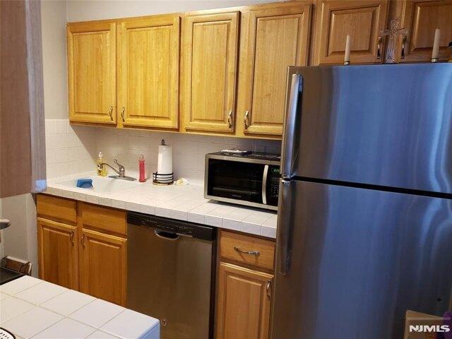 condo with 1 bedroom, West New York NJ ES104443707