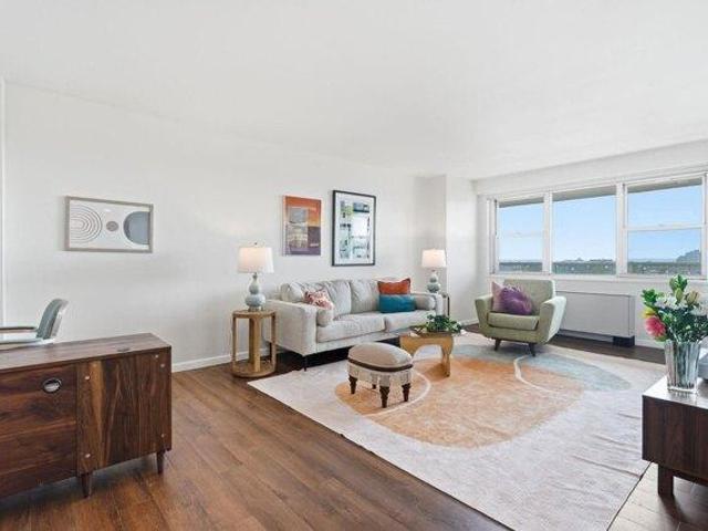 condo with 1 bedroom, West New York NJ ES104480310