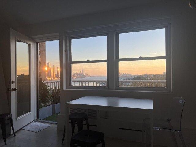 condo with 1 bedroom, West New York NJ ES104570883