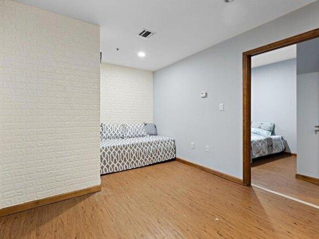 condo with 1 bedroom, West New York NJ ES105205272
