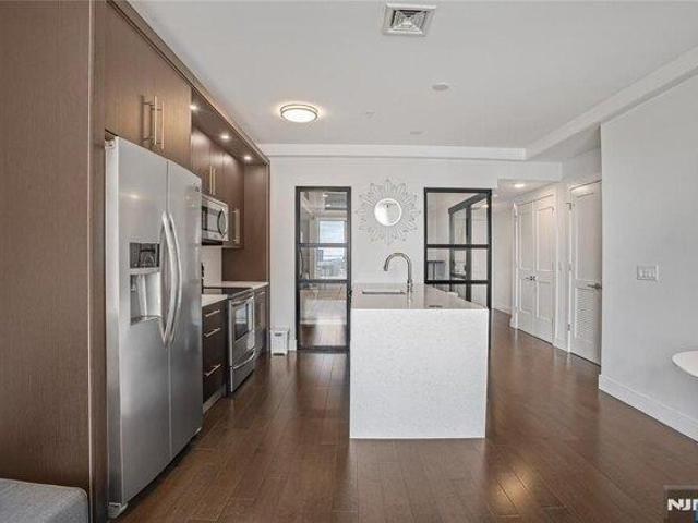 condo with 1 bedroom, West New York NJ ES105206810