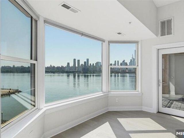 condo with 1 bedroom, West New York NJ ES105208203