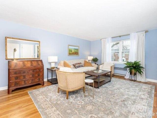 condo with 1 bedroom, West Hartford CT DLS102280203