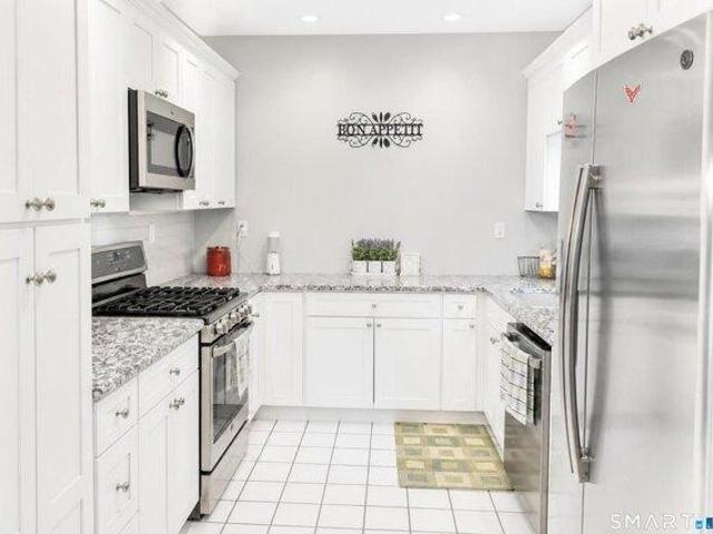 condo with 1 bedroom, West Hartford CT DS103125900