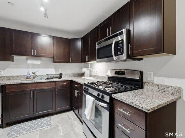condo with 1 bedroom, West Hartford CT DS103188269