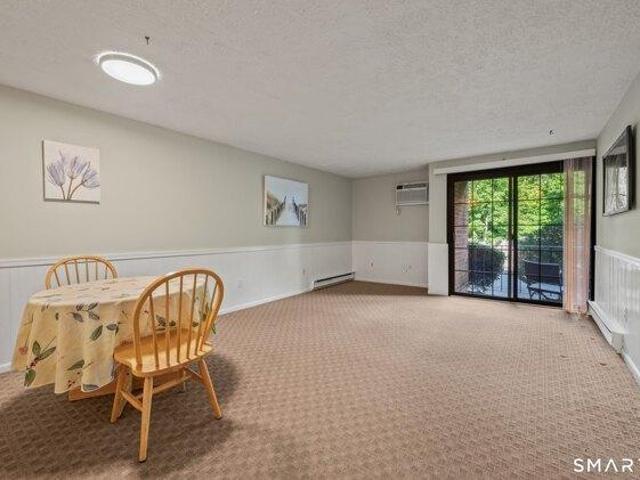 condo with 1 bedroom, West Hartford CT ES105193004