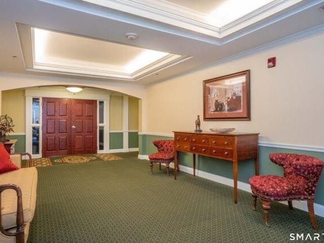 condo with 1 bedroom, West Hartford CT ES103885322