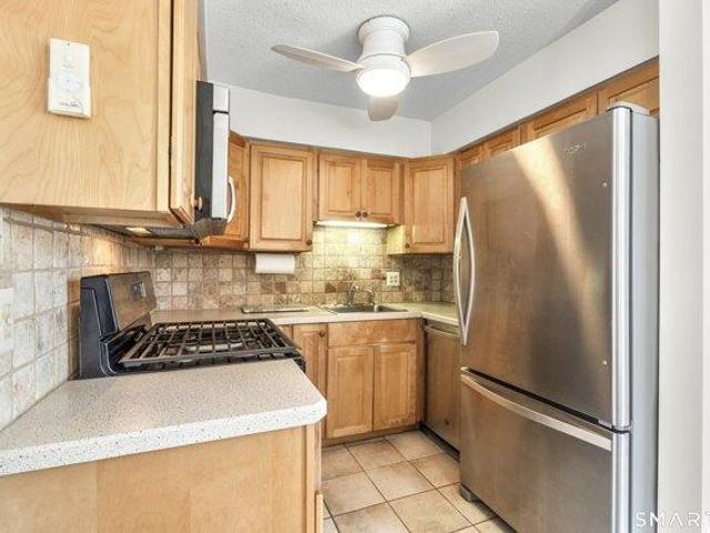 condo with 1 bedroom, West Haven CT ES104809744