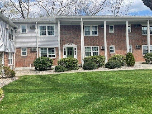 condo with 1 bedroom, West Springfield MA DS103887982