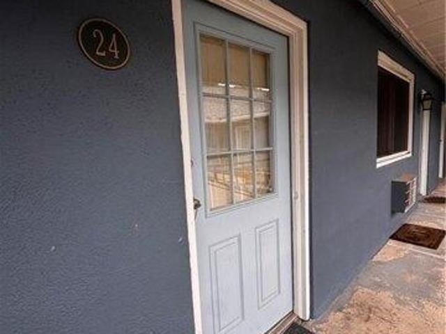 condo with 1 bedroom, West Warwick RI ES105158506