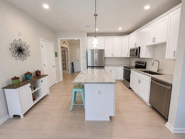 condo with 1 bedroom, Westborough MA DLS102922607