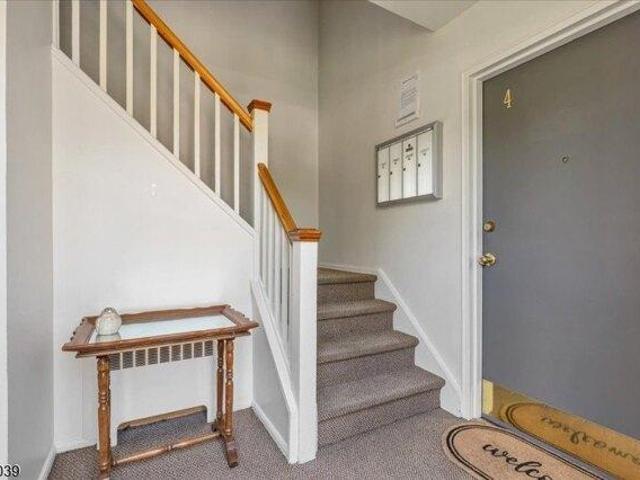 condo with 1 bedroom, Westfield NJ DS104236351