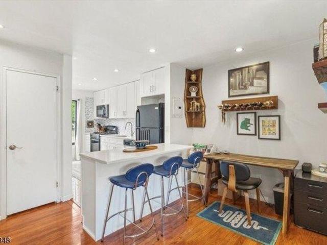 condo with 1 bedroom, Westfield NJ ES104830963