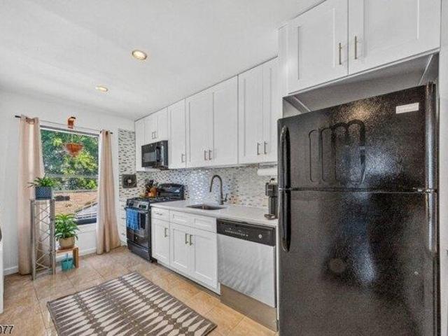 condo with 1 bedroom, Westfield NJ ES105171800
