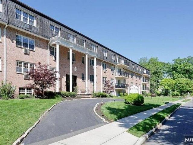 condo with 1 bedroom, Westwood NJ DS104410843