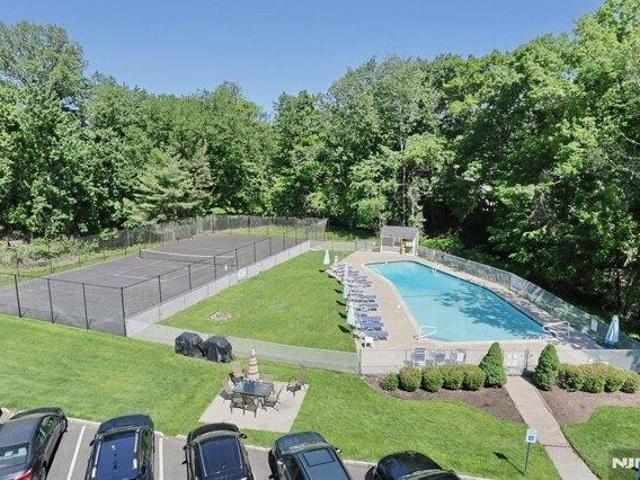 condo with 1 bedroom, Westwood NJ ES104831388