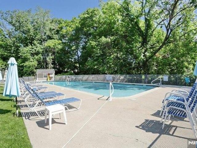 condo with 1 bedroom, Westwood NJ ES105233565