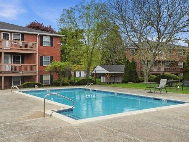 condo with 1 bedroom, Weymouth MA DS102477392