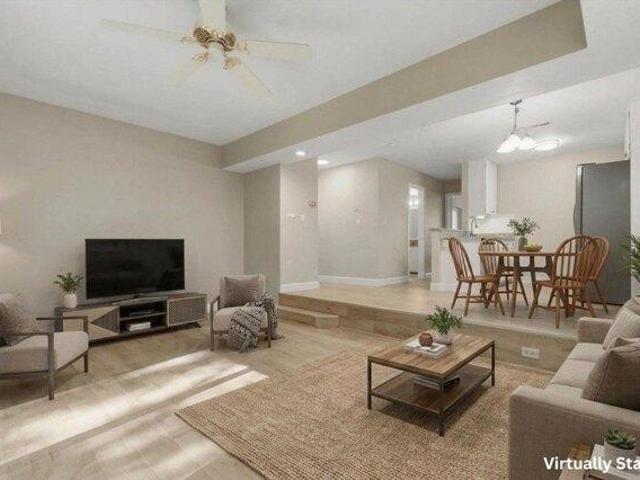 condo with 1 bedroom, Weymouth MA ES105116840