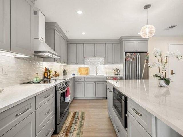 condo with 1 bedroom, Winthrop MA ES103710064