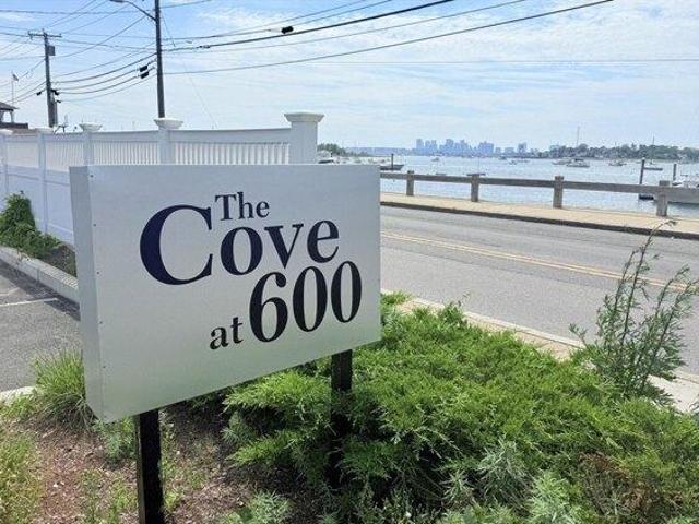 condo with 1 bedroom, Winthrop MA ES105114514