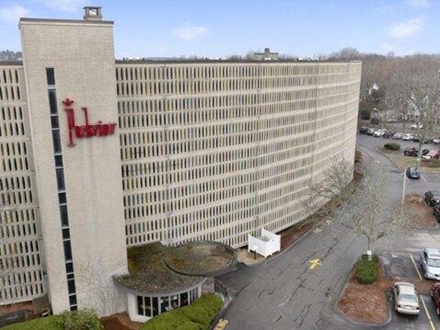 condo with 1 bedroom, Winchester MA DLS102634588
