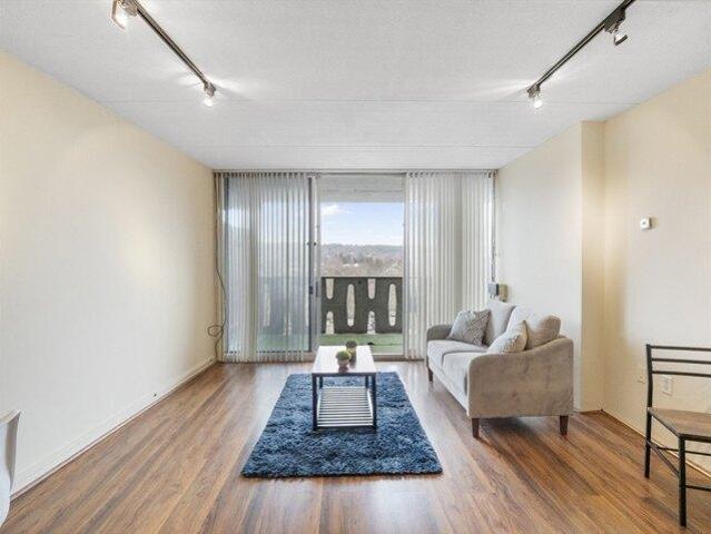 condo with 1 bedroom, Winchester MA DS104188482