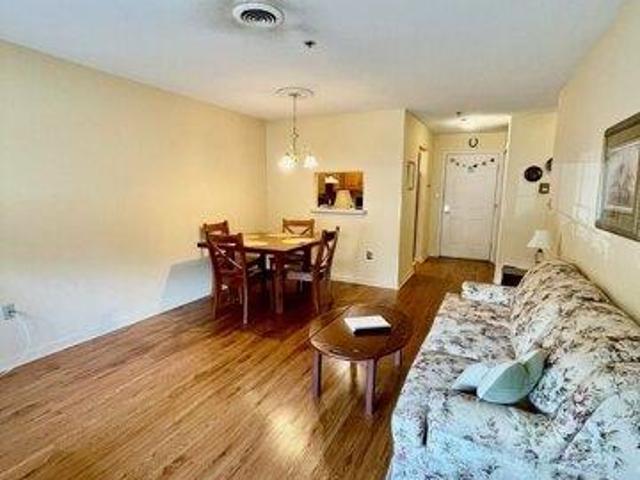 condo with 1 bedroom, Windsor CT ES105116860