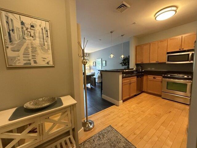 condo with 1 bedroom, Winooski VT ES105122867