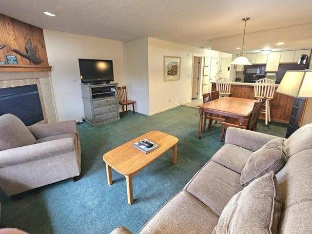 condo with 1 bedroom, Woodstock NH DS101782571