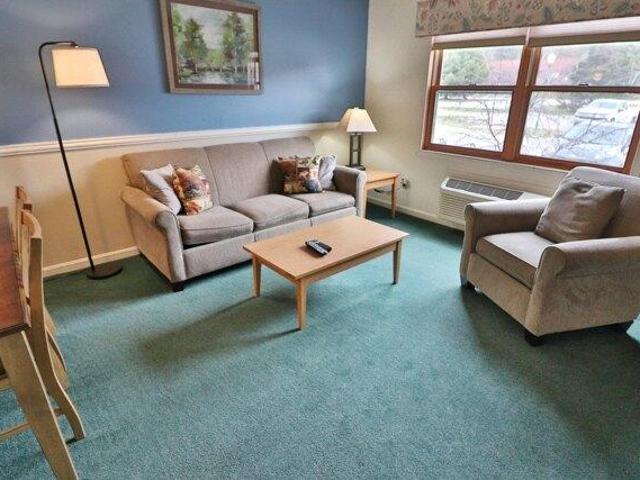 condo with 1 bedroom, Woodstock NH ES104441136
