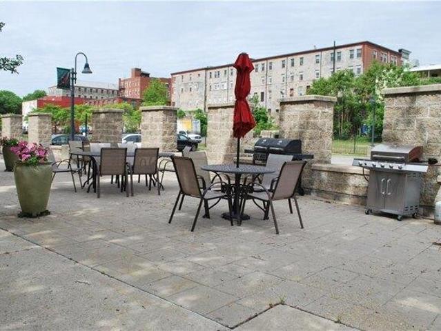 condo with 1 bedroom, Woonsocket RI ES104787796
