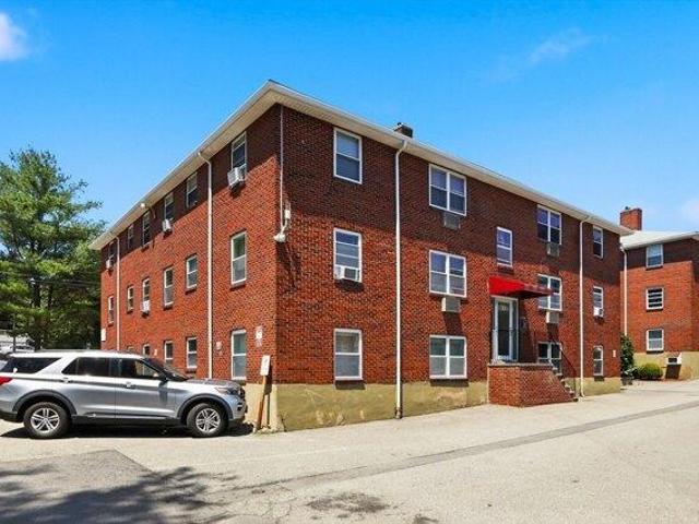 condo with 1 bedroom, Woburn MA ES105095058