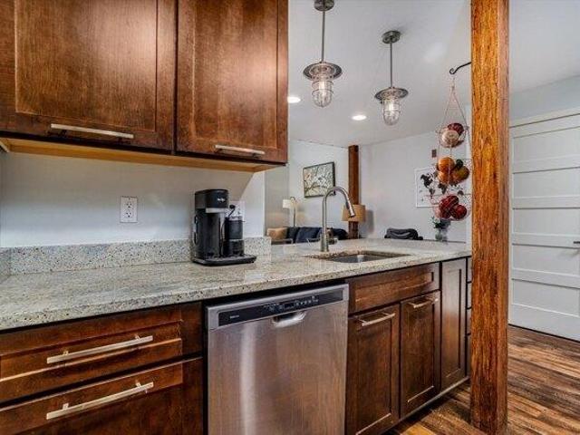 condo with 1 bedroom, Worcester MA ES103222976