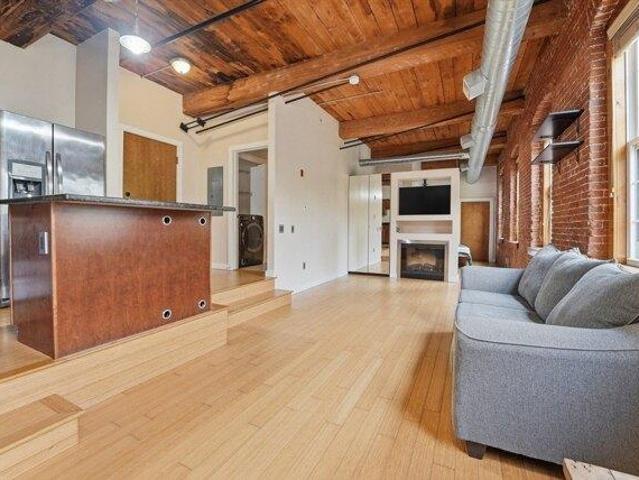condo with 1 bedroom, Worcester MA ES104236076