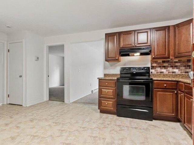 condo with 1 bedroom, Worcester MA ES105041375