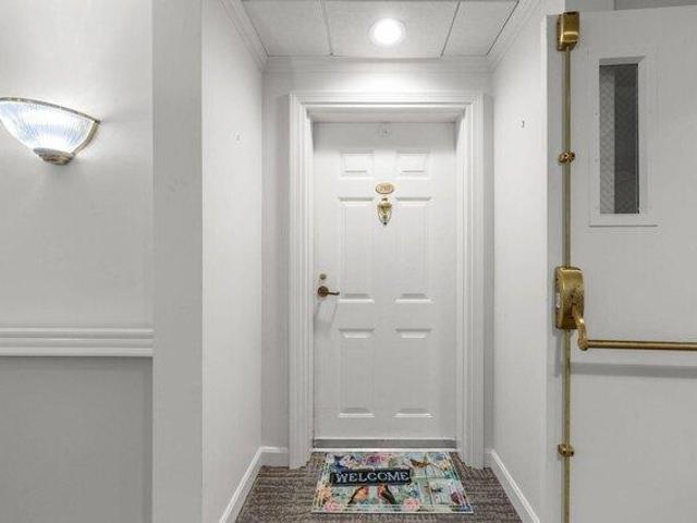 condo with 1 bedroom, Yarmouth Port MA DS103018220