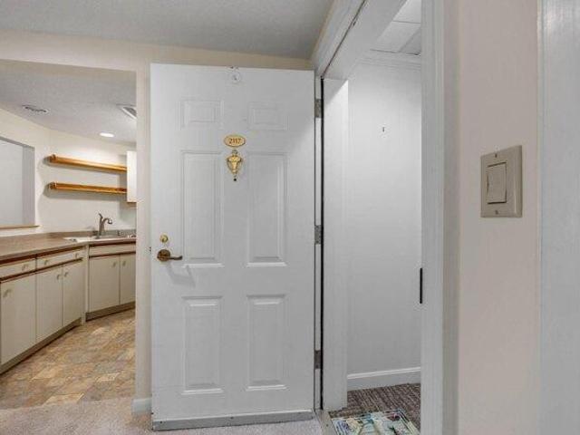 condo with 1 bedroom, Yarmouth Port MA ES104760343