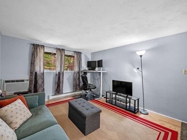 condo with 1 bedroom, Acton MA DS102727941
