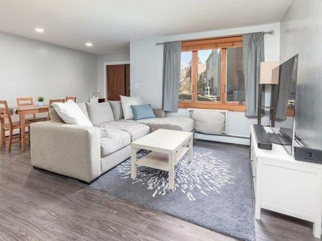 condo with 1 bedroom, Acton MA DS103099206