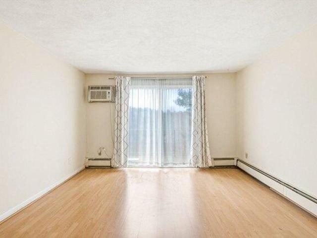 condo with 1 bedroom, Acton MA ES103098617