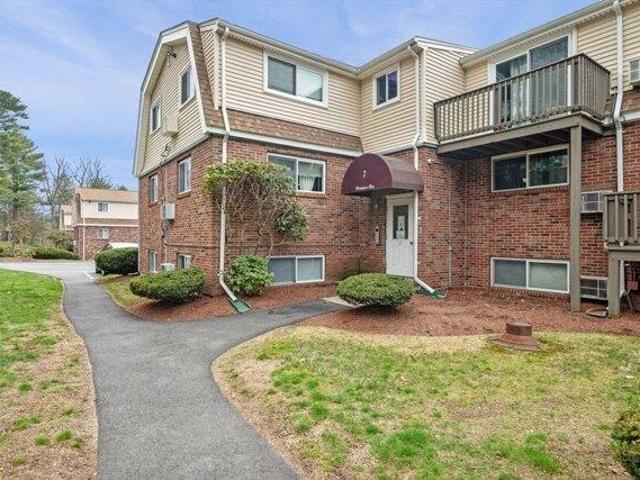 condo with 1 bedroom, Acton MA ES103188844