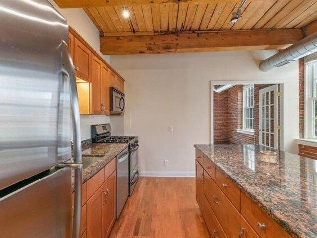 condo with 1 bedroom, Amesbury MA DS102062434