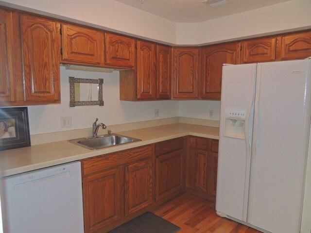 condo with 1 bedroom, Amherst MA DS102585002